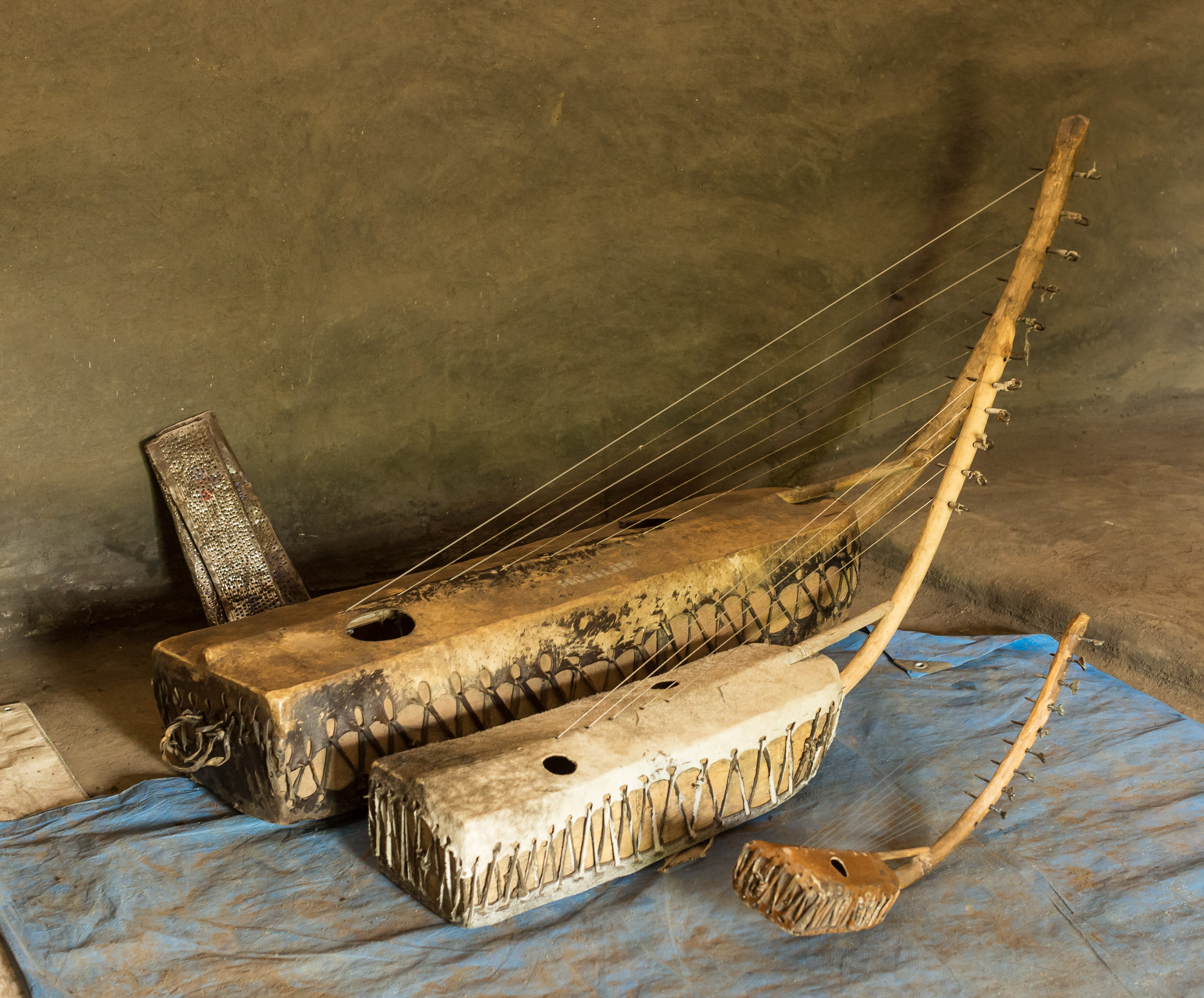 Uganda's Adungu Harp - The Hauns in Africa