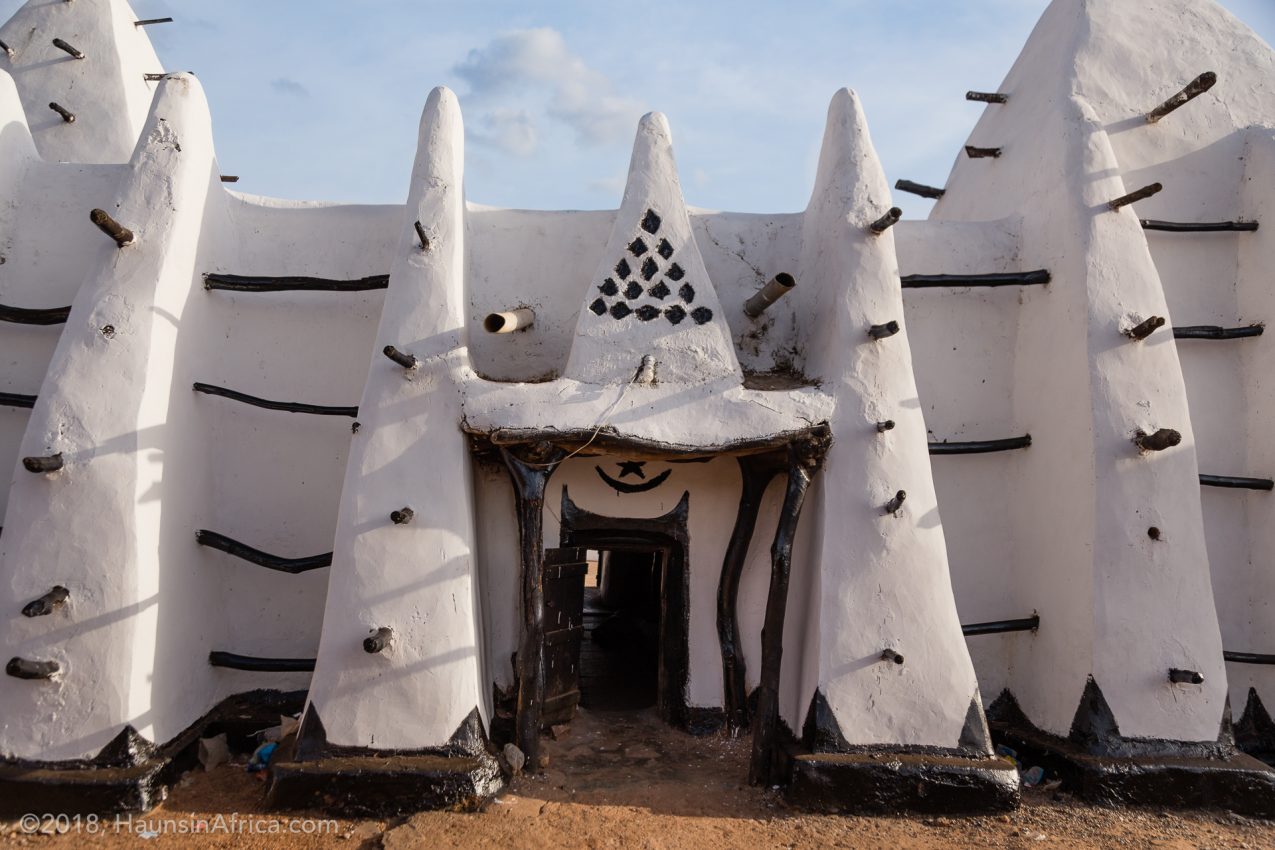 Ghana's Historic Mosques: Larabanga - The Hauns in Africa