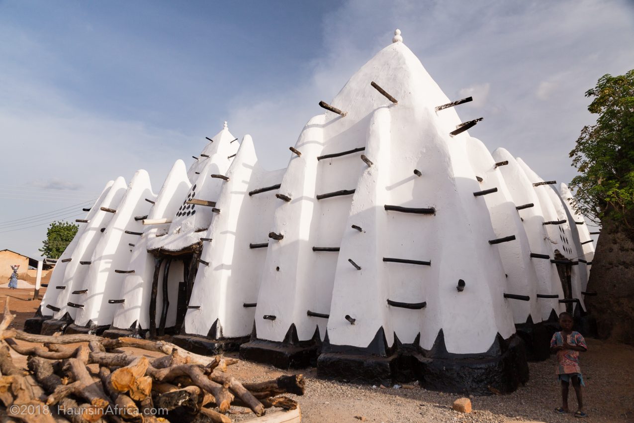 Ghana's Historic Mosques: Larabanga - The Hauns in Africa