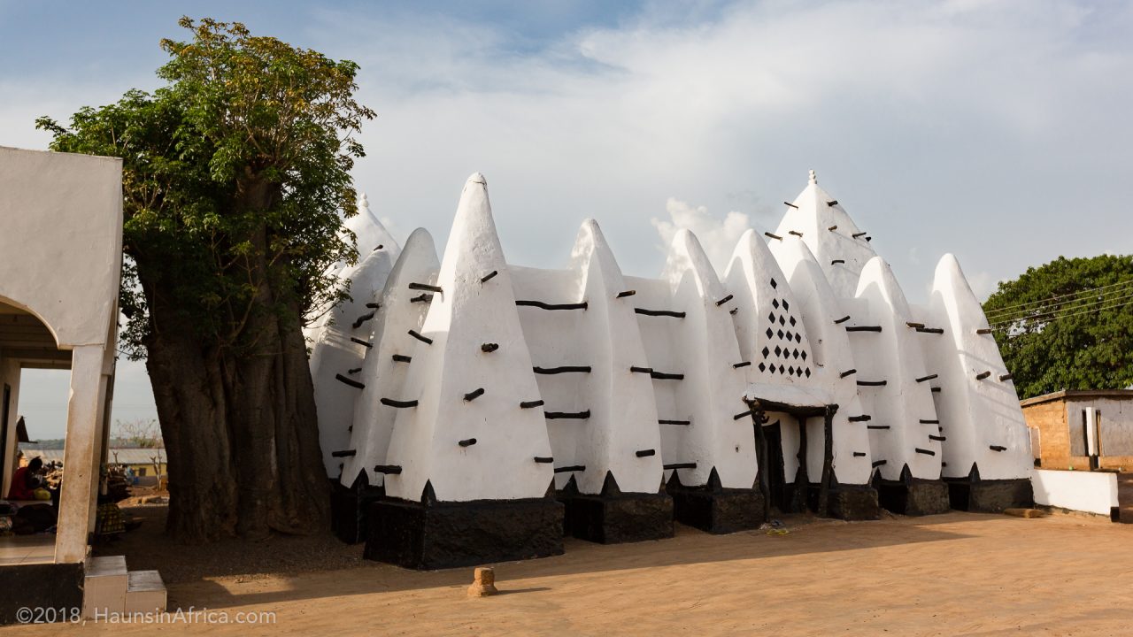 Ghana's Historic Mosques: Larabanga - The Hauns in Africa
