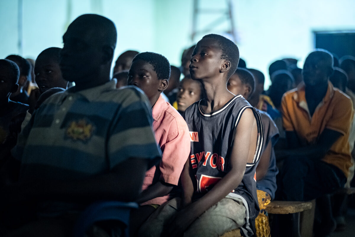 The Blessing of Generosity (short film) - The Hauns in Africa